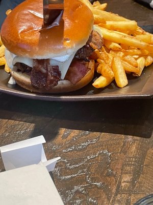 THE SPORTS GRILLE AT CRANBERRY - Updated August 2025 - 121 Photos & 206 ...