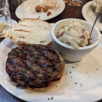 CLOVERLEAF TAVERN - 1004 Photos & 981 Reviews - 395 Bloomfield Ave ...