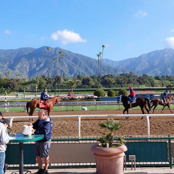 CLOCKER’S CORNER - Updated January 2025 - 70 Photos & 56 Reviews - 285 ...