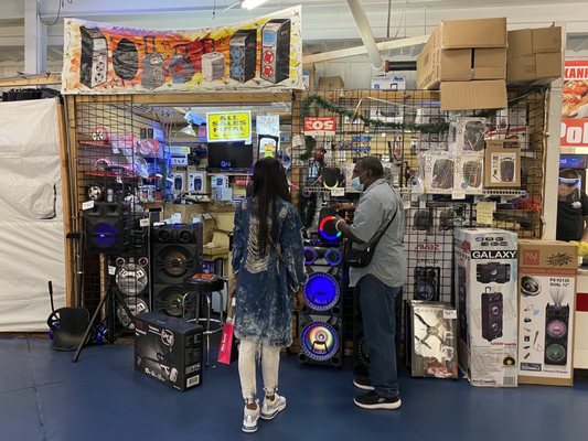 ALSIP SWAP-O-RAMA FLEA MARKET - Updated September 2024 - 107 Photos ...