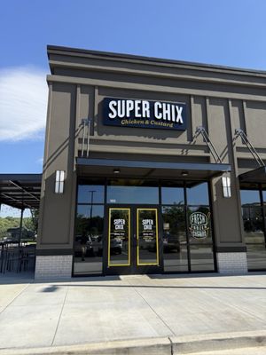 SUPER CHIX - Updated September 2025 - 10 Reviews - 2121 Limestone Ridge ...