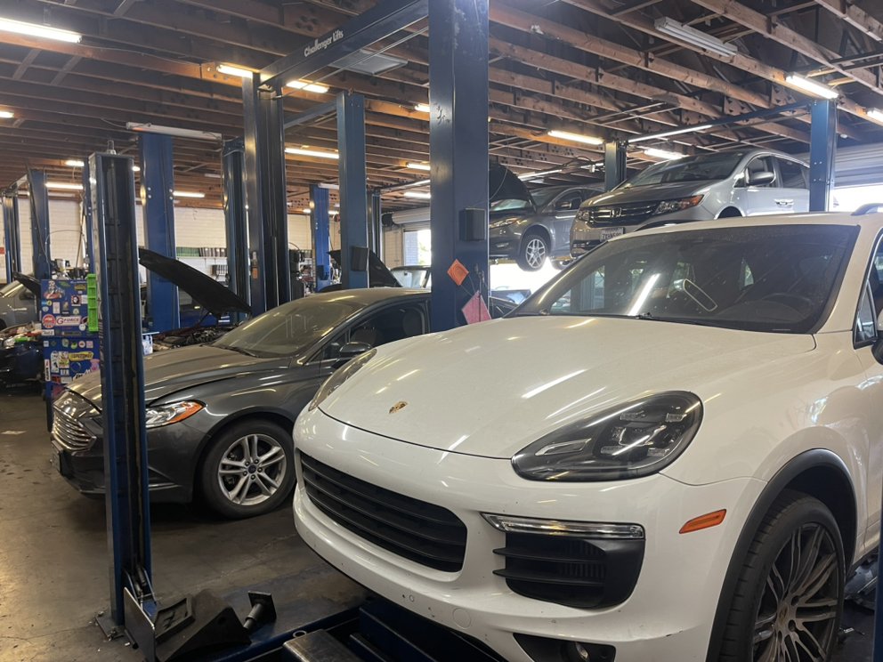 MOORHEAD AUTOMOTIVE CENTER - Updated January 2026 - 25 Photos & 111 ...