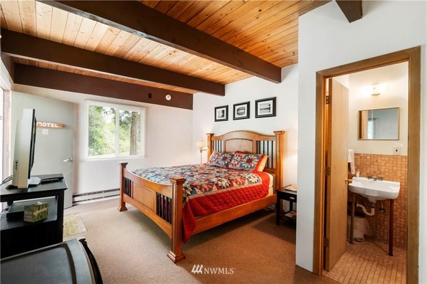 COVE RV PARK AND COUNTRY STORE - Updated September 2025 - 27 Photos ...