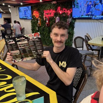 850 FUSION & BAR - Updated April 2025 - 111 Photos & 29 Reviews - 7250 ...