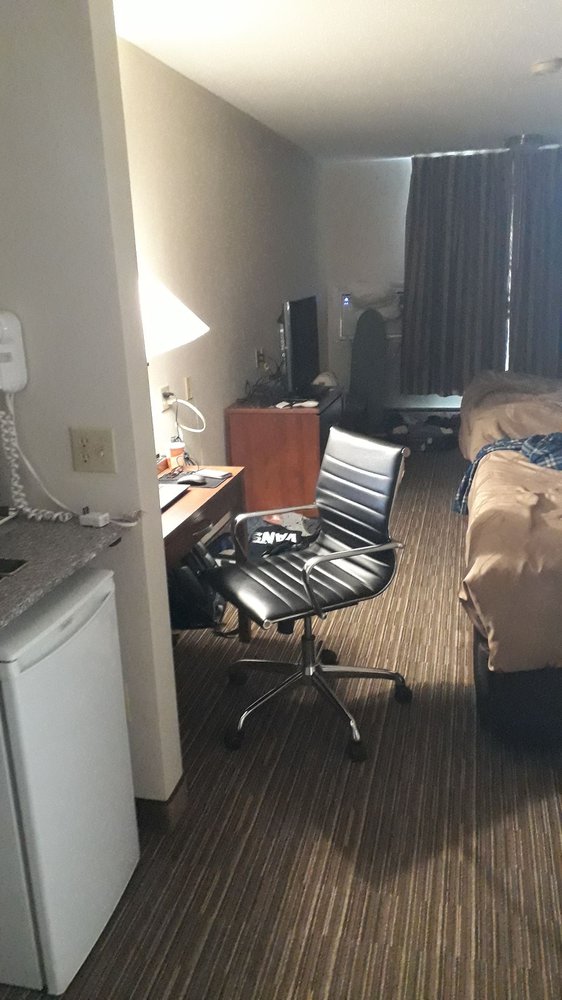 QUALITY INN - Updated March 2025 - 49 Photos & 31 Reviews - 1221 S Burr ...