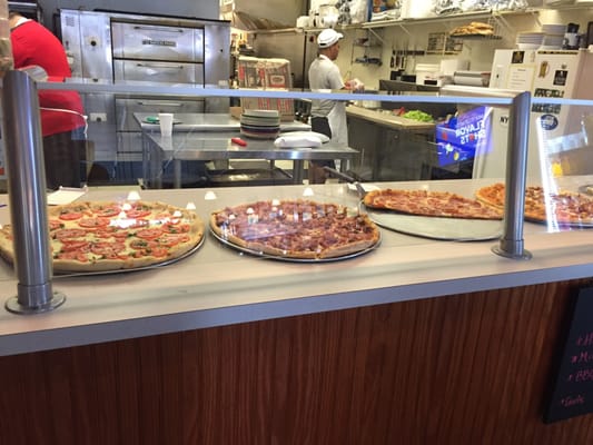 CHRISTOPHER’S PIZZA & SUBS - Updated December 2025 - 31 Photos & 60 ...