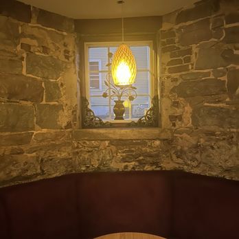 TAPASTRE - Updated December 2025 - 190 Photos & 233 Reviews - 1 West ...