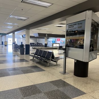 FORT WAYNE INTERNATIONAL AIRPORT - Updated July 2024 - 198 Photos & 74 ...