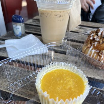 QUACK’S 43RD STREET BAKERY - Updated December 2024 - 588 Photos & 859 ...