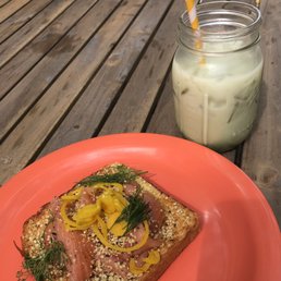 LITTLE PECKS - Updated March 2025 - 278 Photos & 131 Reviews - 211 ...