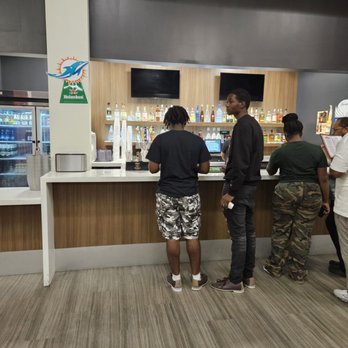 SPAREZ - Updated August 2025 - 260 Photos & 196 Reviews - 5325 S ...