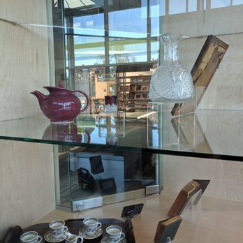 SIGNAL HILL LIBRARY - Updated October 2025 - 59 Photos & 29 Reviews ...