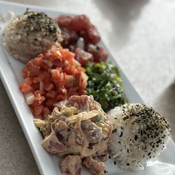 UMEKES FISH MARKET BAR & GRILL - 3824 Photos & 2513 Reviews - 74-5599 ...