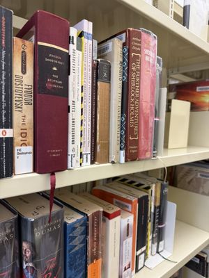 QUEENS PUBLIC LIBRARY - BROADWAY - Updated December 2025 - 24 Photos ...