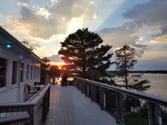 POINT BREEZE - Updated December 2025 - 148 Photos & 233 Reviews - 114 ...