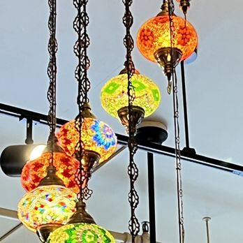 TUCKERBOX - 280 Photos & 442 Reviews - 1 S Main St, White River ...