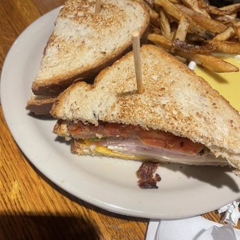 RAFFERTY’S RESTAURANT & BAR - Updated December 2025 - 76 Photos & 107 ...