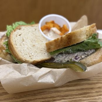 FIONA’S DELI - Updated April 2025 - 65 Photos & 148 Reviews - 1001 E ...