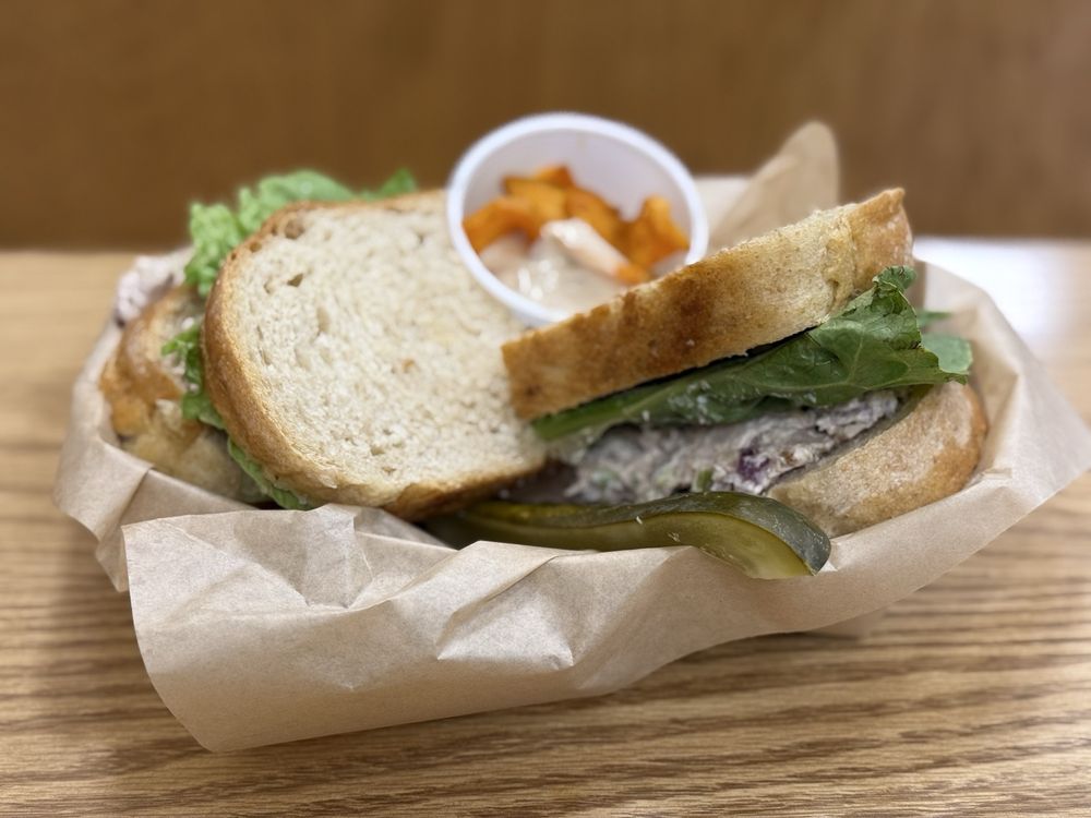 FIONA’S DELI - Updated January 2026 - 69 Photos & 159 Reviews - 1001 E ...