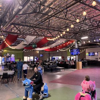 SOUTH 40 - Updated May 2025 - 325 Photos & 171 Reviews - 1445 S Meadows ...