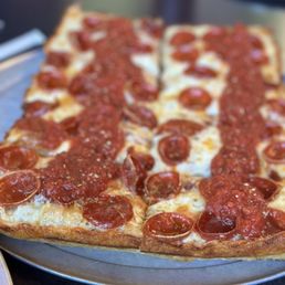 VIA 313 PIZZA - Updated December 2025 - 347 Photos & 272 Reviews - 7010 ...