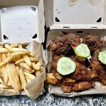 CHUCK’S HOT CHICKEN - Updated January 2025 - 128 Photos & 124 Reviews ...
