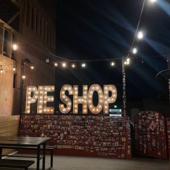 PIE SHOP - Updated October 2025 - 83 Photos & 90 Reviews - 1339 H St NE ...