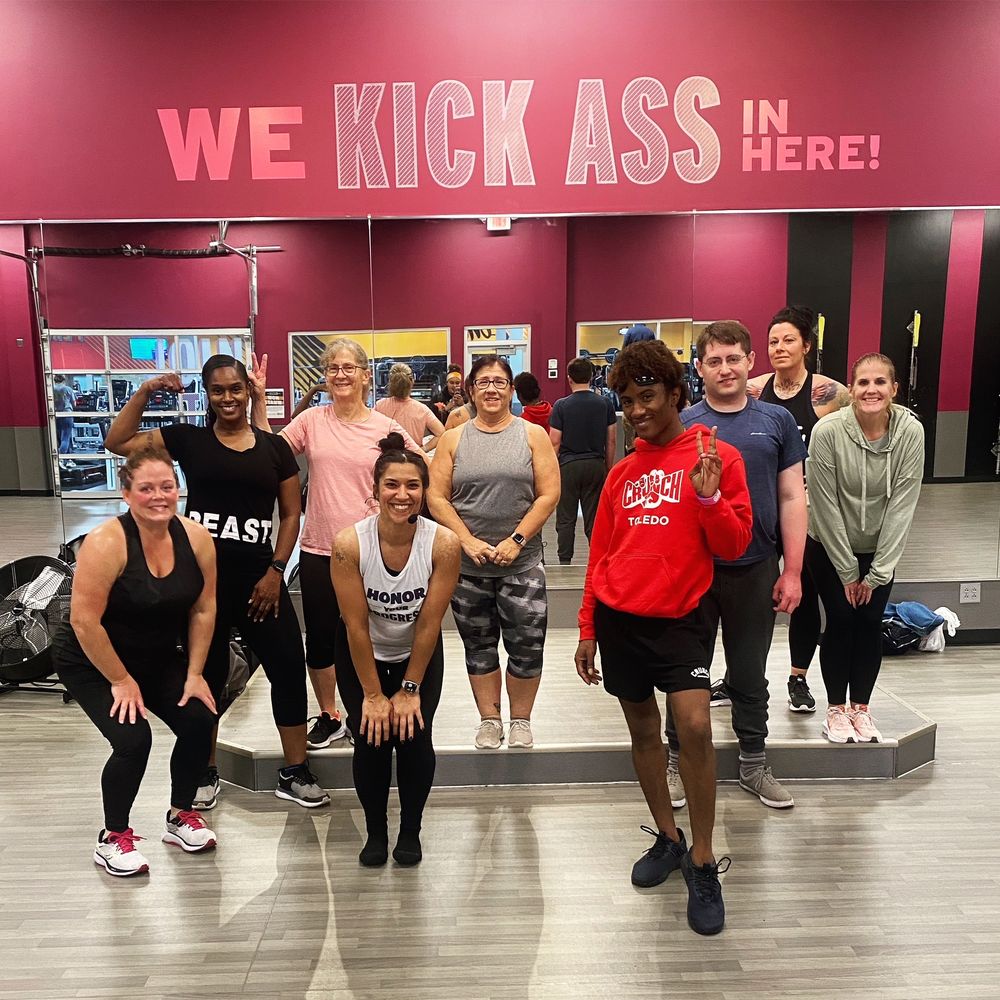 CRUNCH FITNESS - TOLEDO - Updated December 2025 - 14 Photos & 11 ...
