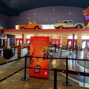 AMC HIGHWOODS 20 - 110 Photos & 147 Reviews - 18002 Highwoods Preserve ...