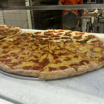 KORONET PIZZA - Updated September 2025 - 395 Photos & 716 Reviews ...