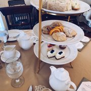 THE INN ON NEGLEY - 275 Photos & 86 Reviews - 703 S Negley Ave ...