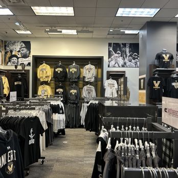 VANDERBILT BOOKSTORE - Updated January 2026 - 60 Photos & 53 Reviews ...