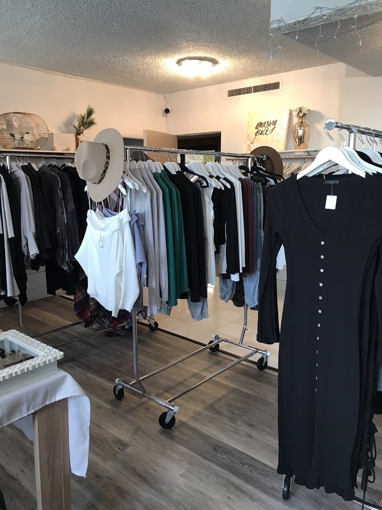 POSH HAWAII - Updated July 2024 - 24 Photos & 34 Reviews - 1311 ...