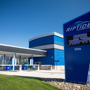 RIPTIDE CAR WASH - Updated March 2025 - 14 Photos - 745 Rothsville Rd, Lititz, Pennsylvania ...