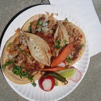LOS COMPADRES TACO TRUCK - Updated October 2025 - 56 Photos & 268 ...