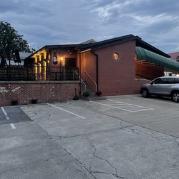 BLUEGILLS BAR AND GRILL - Updated January 2026 - 34 Photos & 22 Reviews ...