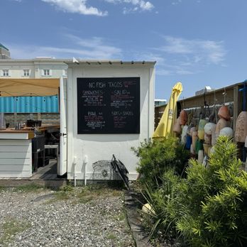 THE SANDSPUR - Updated August 2024 - 61 Photos & 55 Reviews - 103 Lake ...