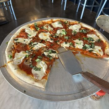 CRUST PIZZERIA - Updated May 2025 - 84 Photos & 90 Reviews - 6031 N ...
