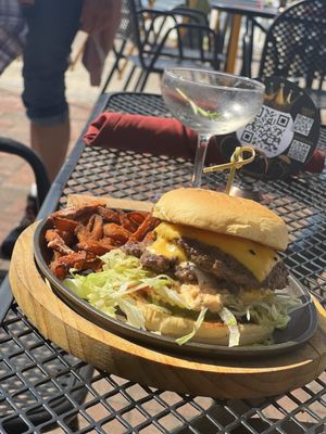 THE GOVERNESS BAR & RESTAURANT - Updated July 2025 - 32 Photos & 22 ...