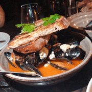 UVAE KITCHEN & WINE BAR - 216 Photos & 129 Reviews - 5553 N Clark St ...