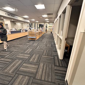 PLAINFIELD PUBLIC LIBRARY - Updated December 2025 - 14 Photos - 800 ...