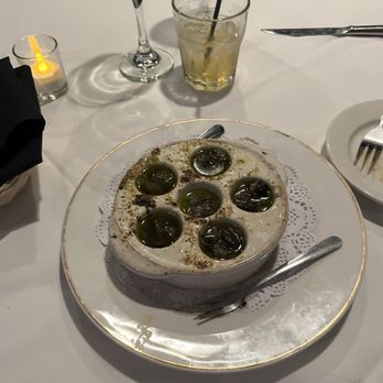 AVANTI - Updated March 2025 - 246 Photos & 372 Reviews - 2728 E Thomas ...