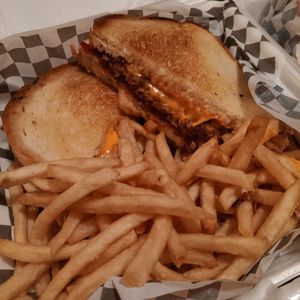 SURFSIDE CREAMERY - Updated July 2025 - 11 Photos - 26 Brock Ave, New ...