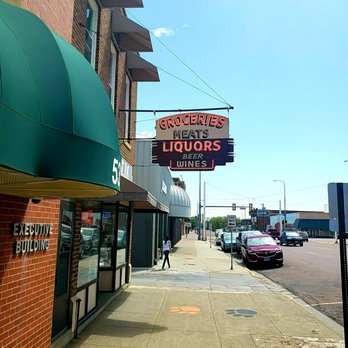 MANOLIS GUS GROCERY - Updated January 2026 - 20 Reviews - 47 3rd St SW ...