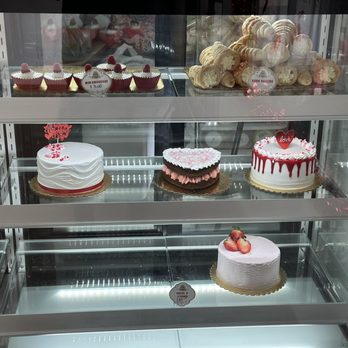 DON LUIS BAKERY - Updated October 2025 - 38 Photos & 21 Reviews - 7981 ...