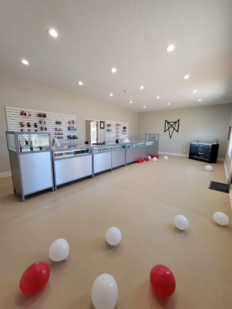 FALLEN FORGE VAPES - Updated December 2025 - 1346 US-89A, Fredonia ...