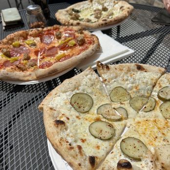 CENTER STREET PIZZA - Updated August 2024 - 12 Photos & 16 Reviews - 71 ...