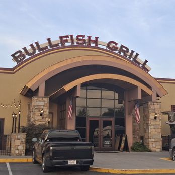 BULLFISH GRILL - Updated April 2025 - 638 Photos & 977 Reviews - 2441 ...