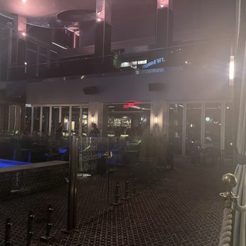 L27 ROOFTOP BAR - Updated July 2025 - 262 Photos & 178 Reviews - 807 ...