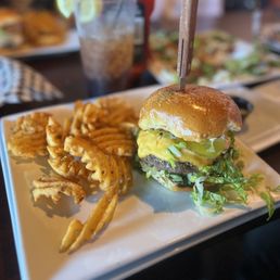 CRAFT BURGER BAR - Updated July 2025 - 427 Photos & 278 Reviews - 2947 ...